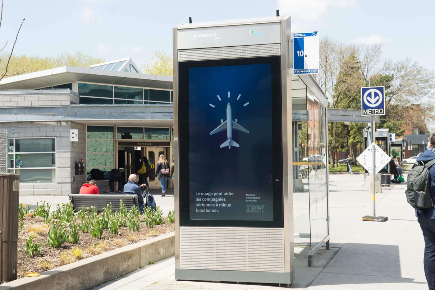 What is programmatic DOOH?