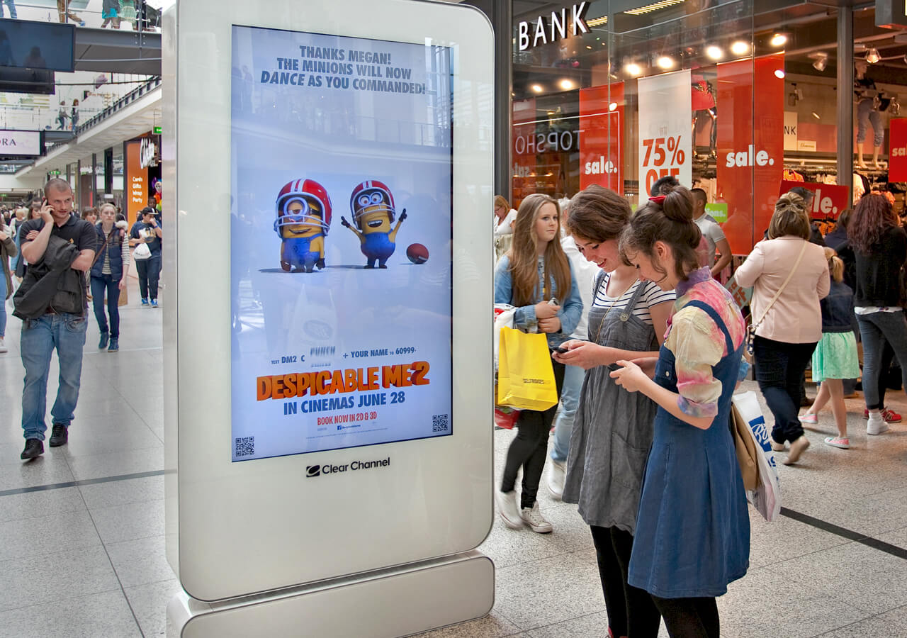Why you should add programmatic DOOH to your mobile campaign